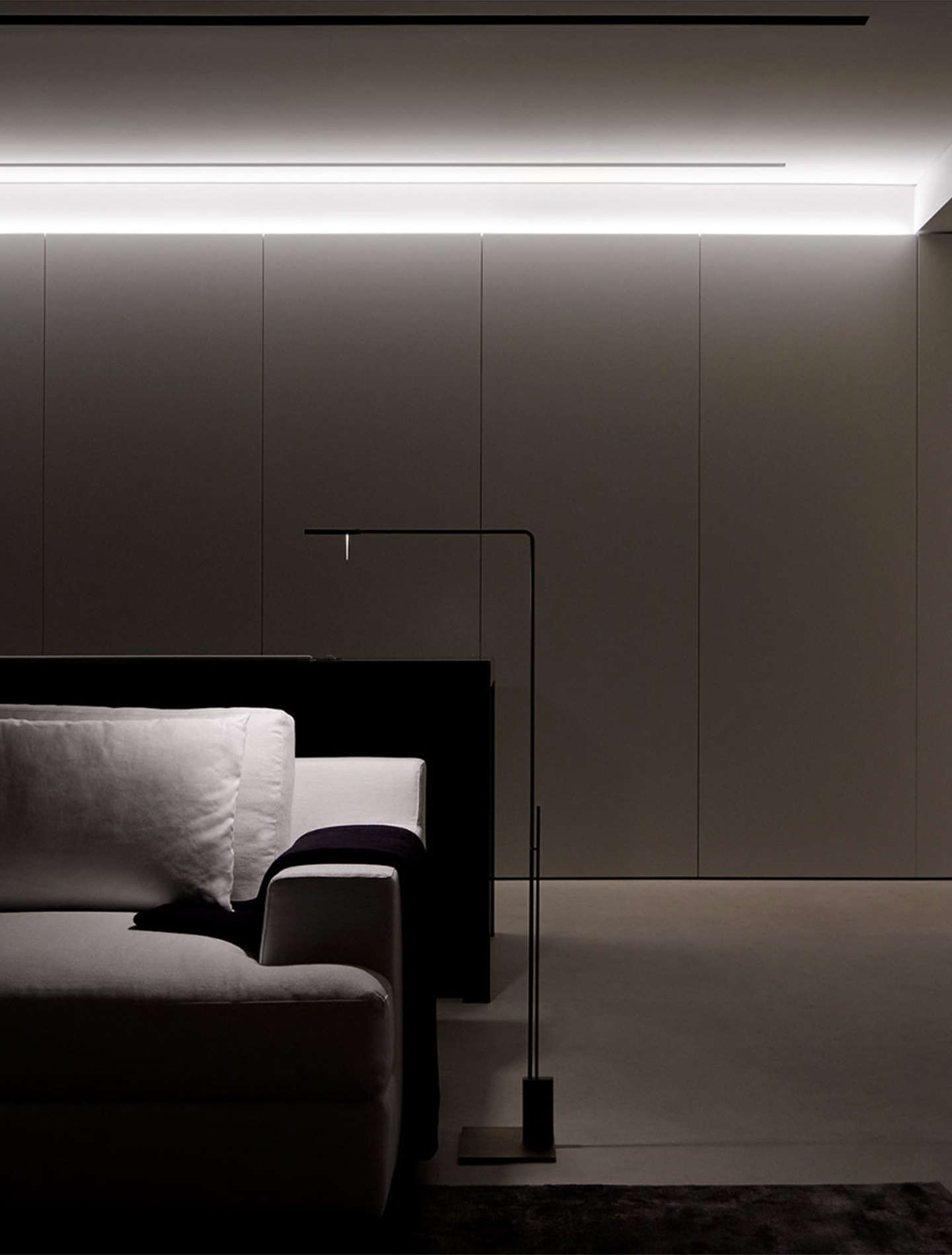 Viabizzuno: Roy Lamp | Mathieson Architects